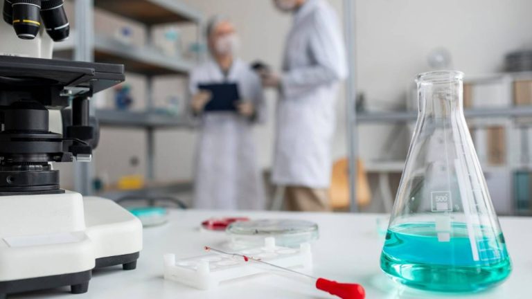 Monocita magas: mit jelent és mikor kell orvoshoz fordulni? - Natura Home